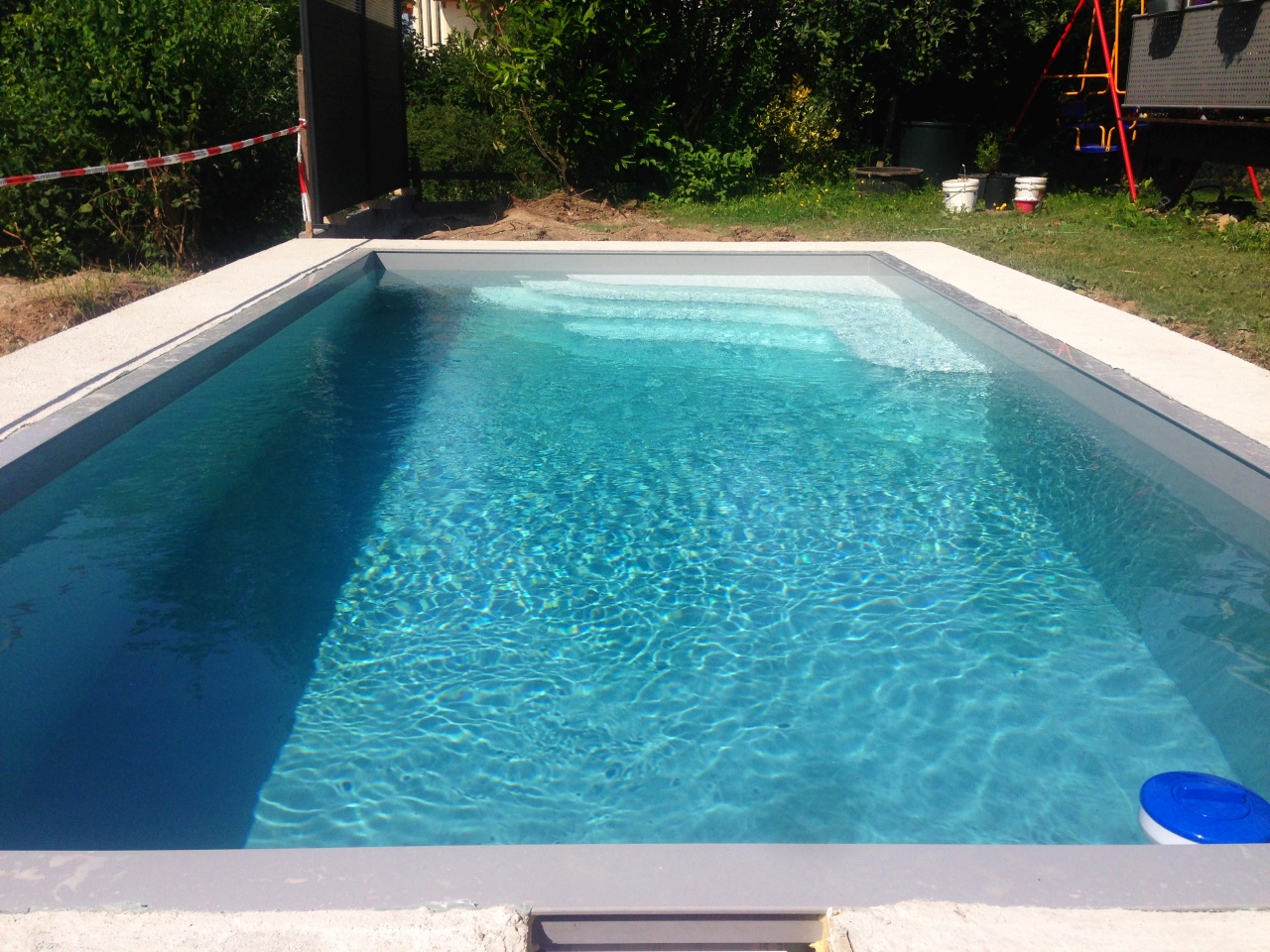 Vogel Pool GmbH - Schwimmbecken aus Polypropylen, GFK und Ceramic ...